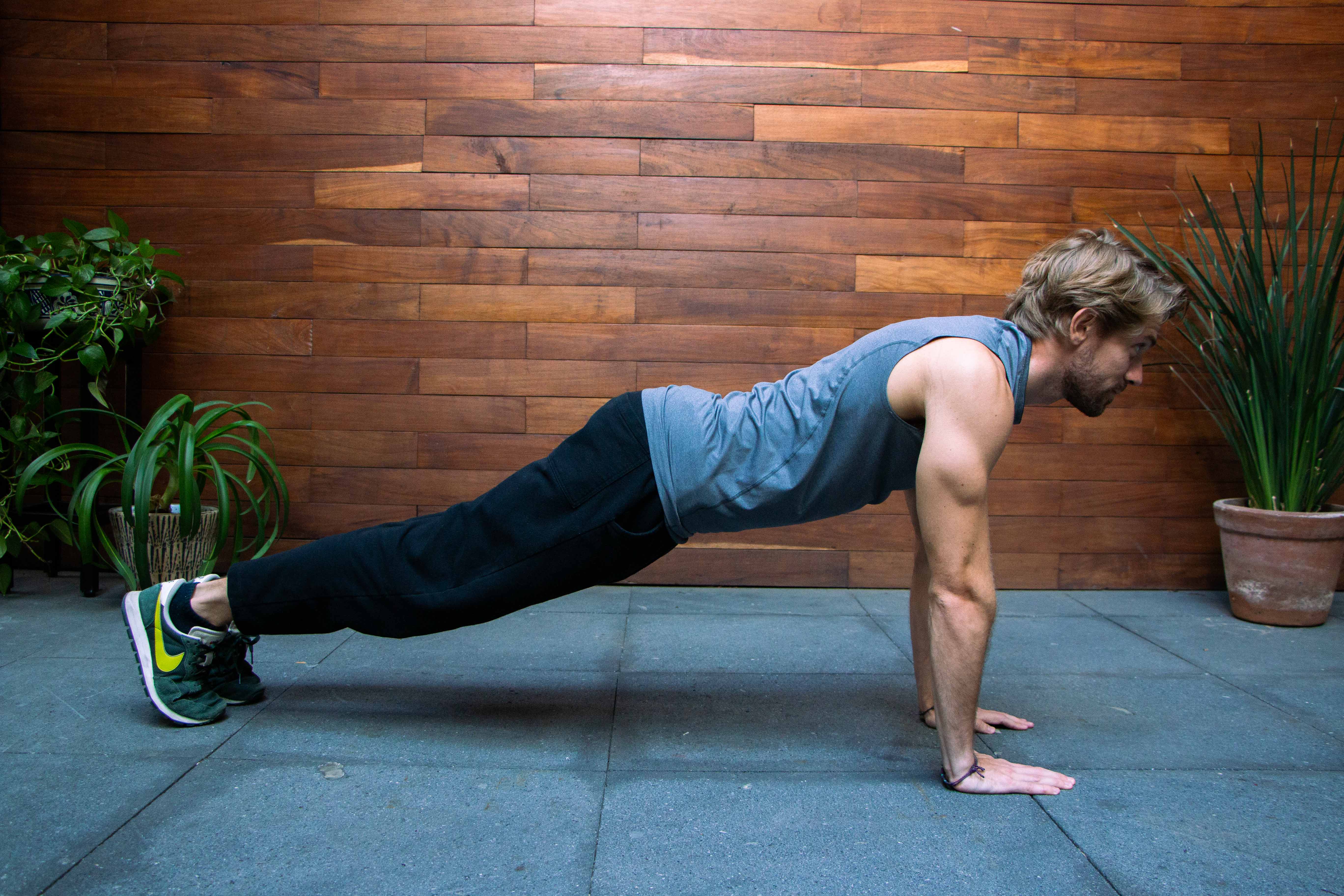 Rutina de push ups para fortalecer tus brazos